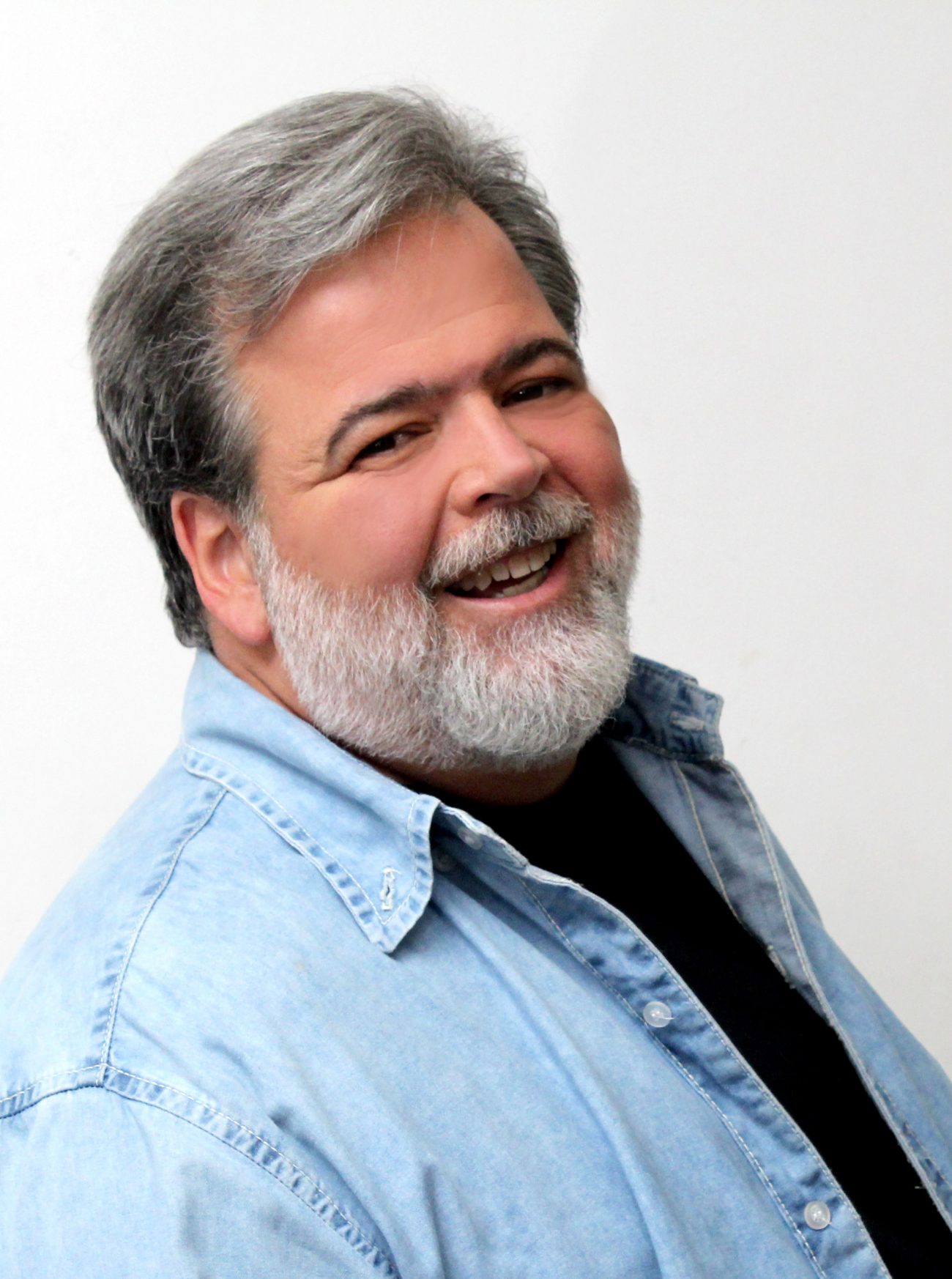 "Bandeira 2 - Um Show de Humor e Samba" com Claudio Cinti no Beco das ...